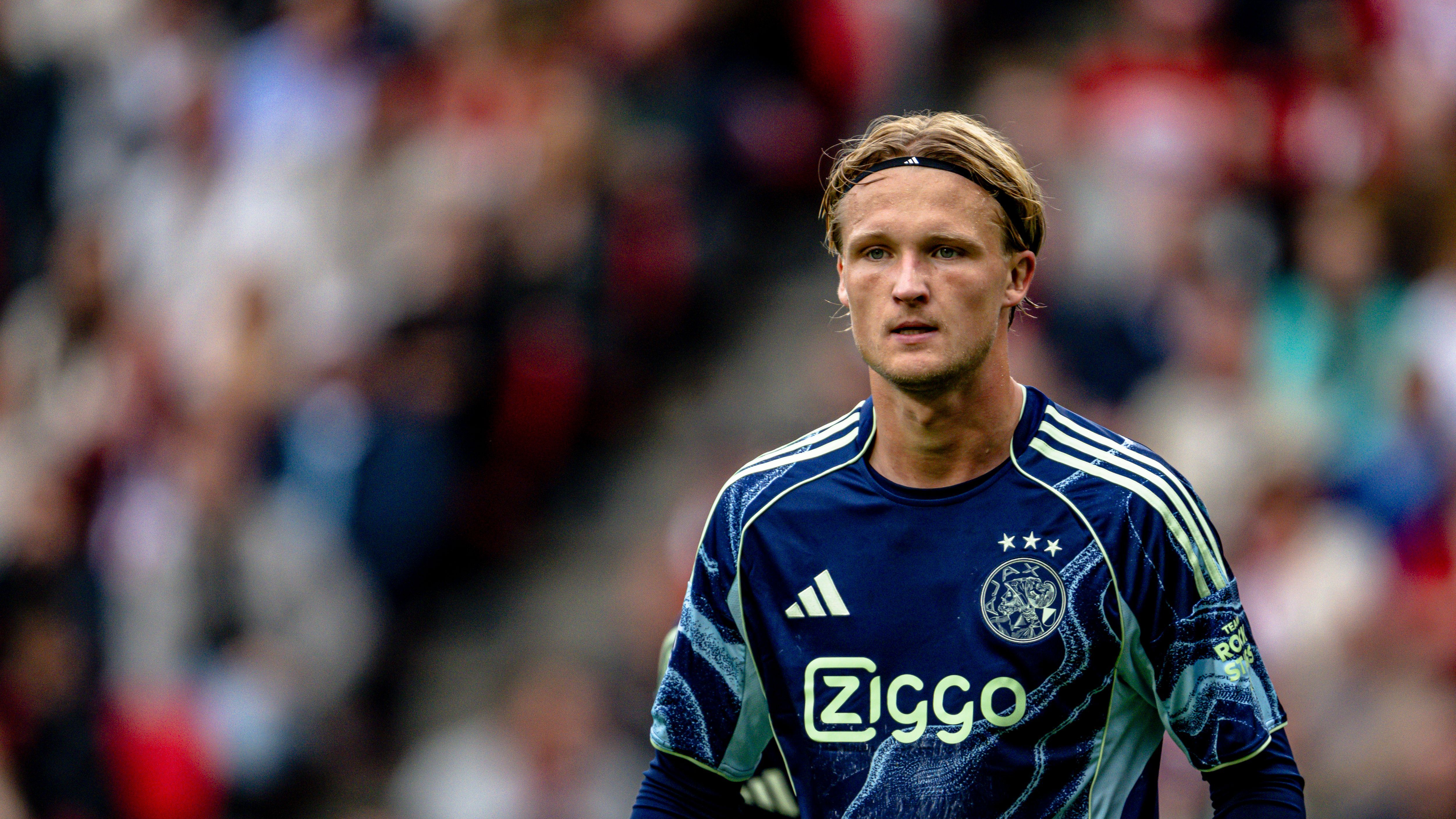 Ajax krijgt na eerste 74 minuten slecht nieuws over Kasper Dolberg | Voetbalzone