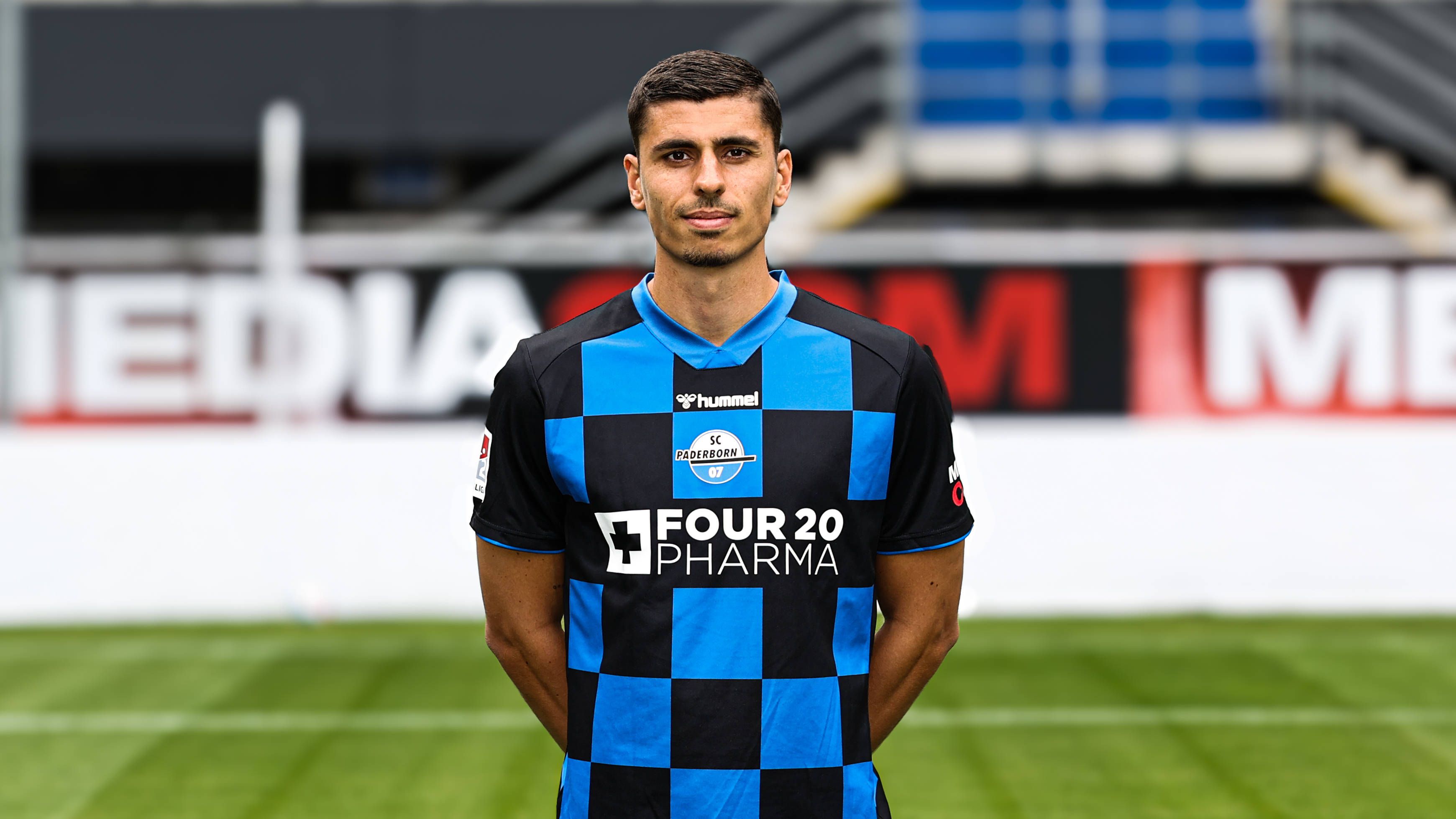 PEC Zwolle presenteert Nederlander en heeft opvolger van Dylan V - Oozo.nl