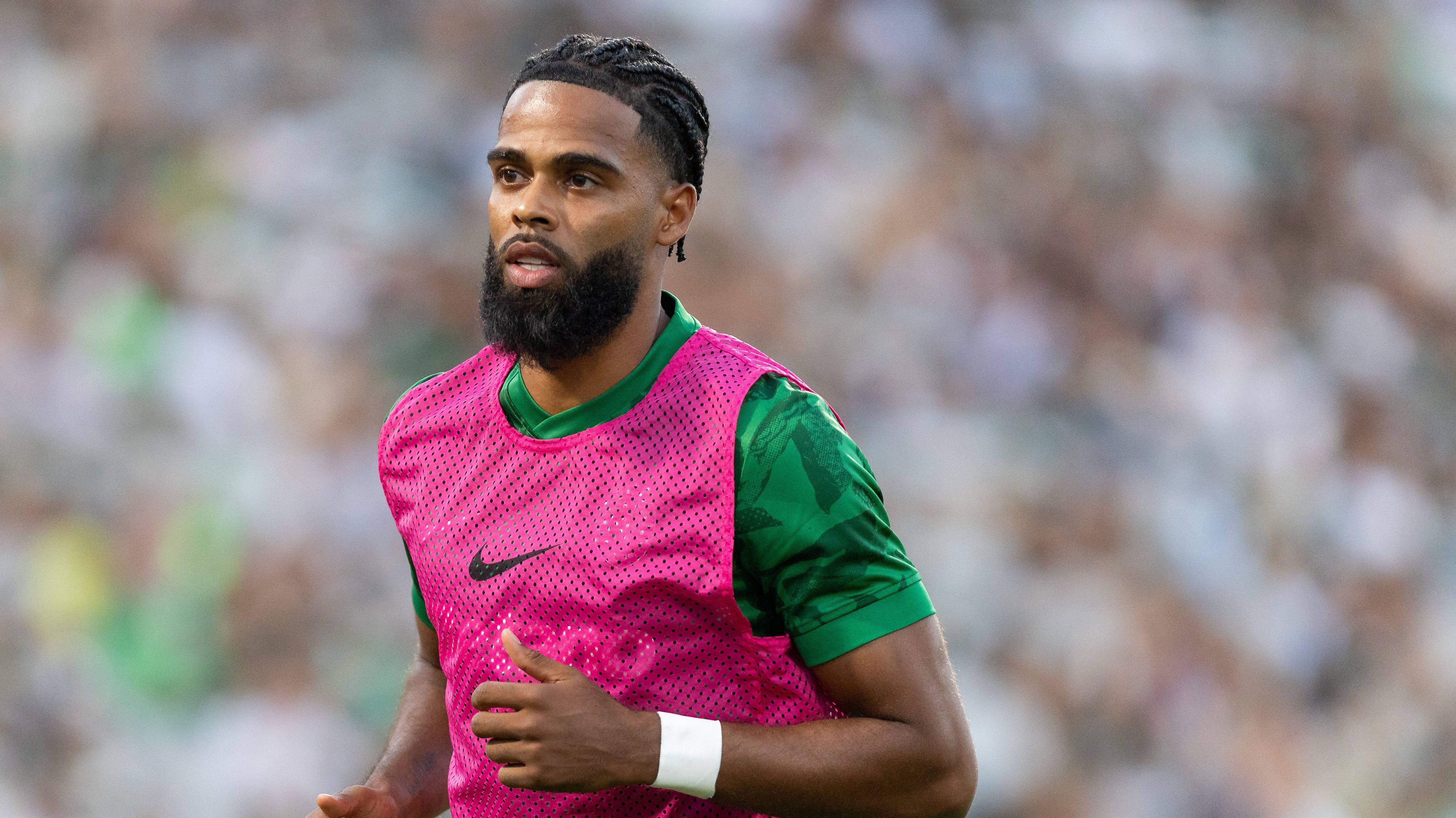 Jeremiah St. Juste mag transfervrij weg en kan tekenen in topcompetitie ...