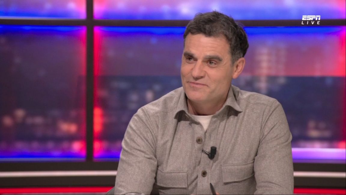 Kenneth Perez ziet uitblinker bij Feyenoord - NEC: ‘Fysiek een prachtexemplaar’ | Voetbalzone