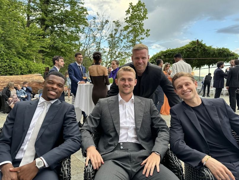 De Vrij trouwt met Doina Turcanu; Oranje-internationals aanwezig bij ...