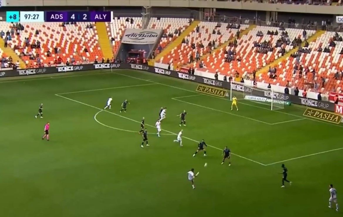 Dit is Ajax-target Oguz Aydin: de opvolger van Steven Berghuis op de ...